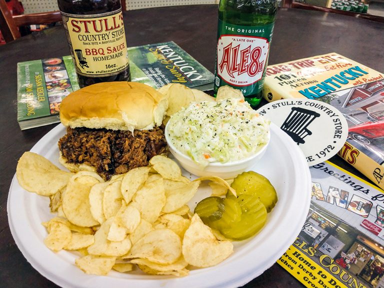 Stull’s Country Store Homestyle BBQ - Kentucky Living