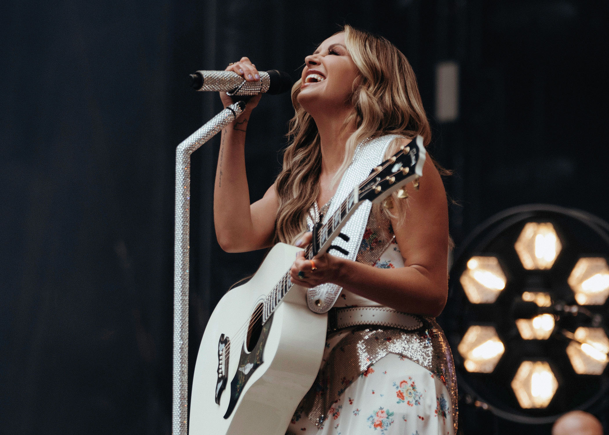 Kentucky sisters in song: Carly Pearce and Wynonna Judd - Kentucky Living