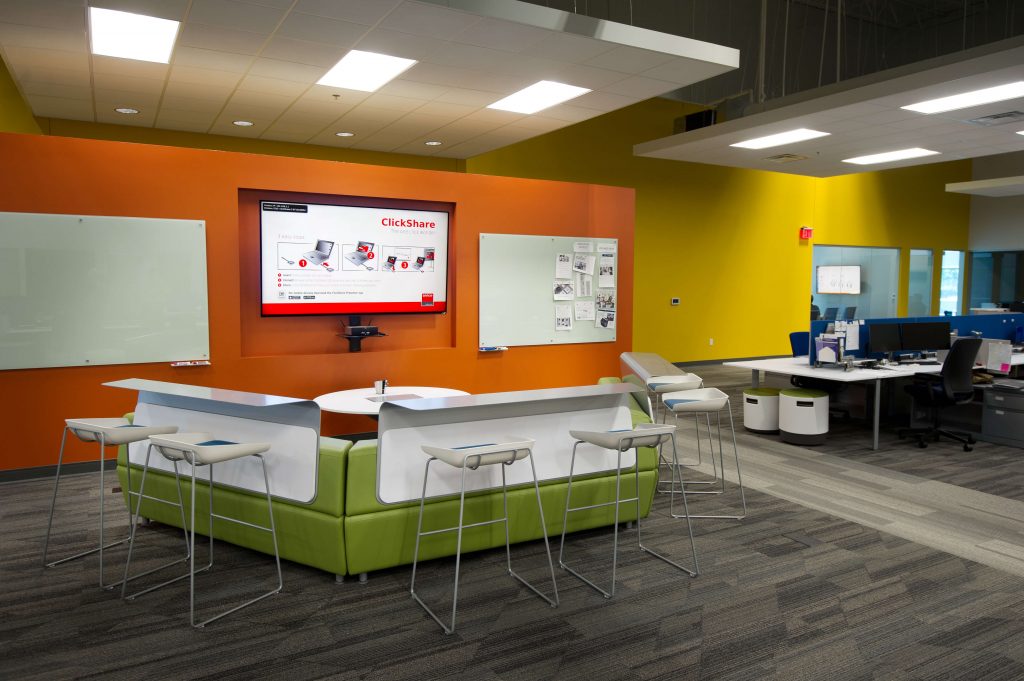 Conference Huddle Rooms Improve Collaboration | Trinity Dynamics